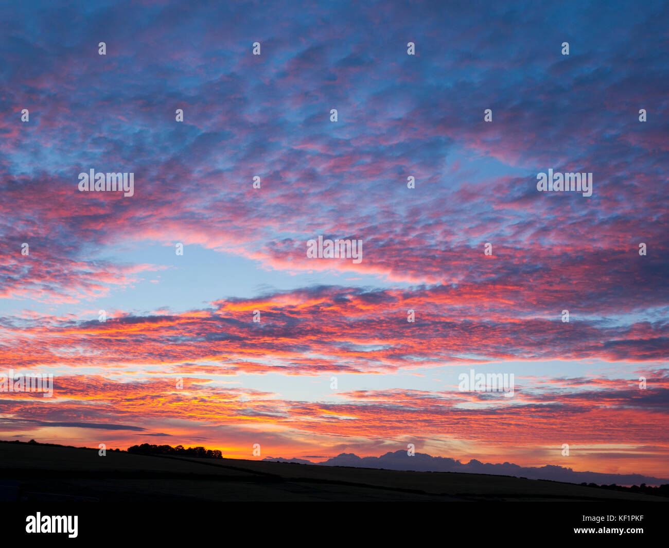 Red sky at sunset over Lincolnshire, England, UK Stock Photo - Alamy