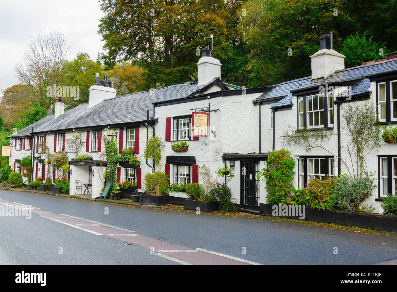 Ty Gwyn hotel an original 400 year old Welsh coaching inn dated to 1636 ...
