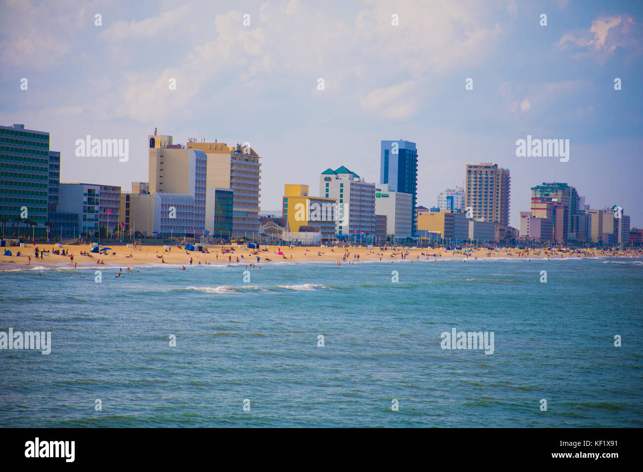 Virginia beach oceanfront boardwalk hi-res stock photography and images ...