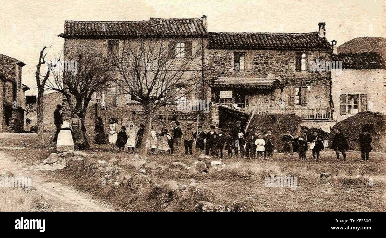 Enfants avec enfants hi-res stock photography and images - Alamy