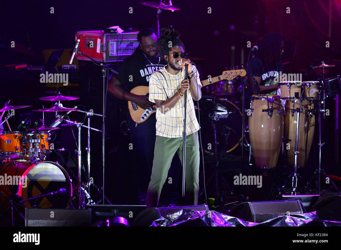 Ms Lauryn Hill High Resolution Stock Photography and Images - Alamy