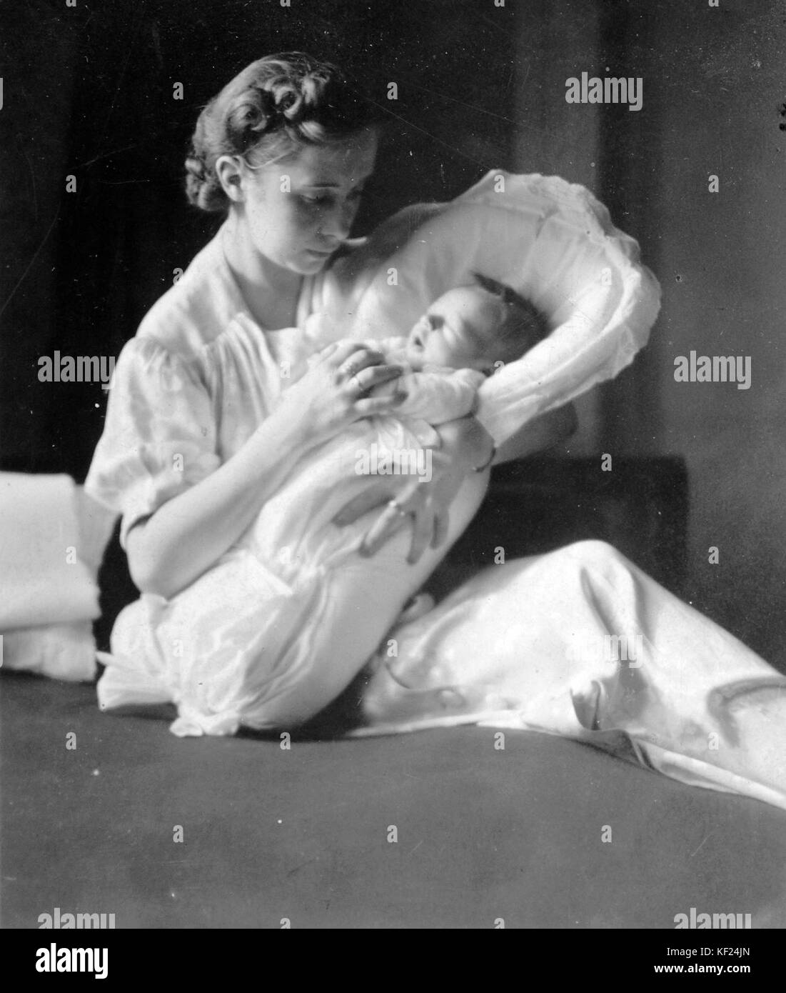 Sleeping baby care Black and White Stock Photos & Images - Alamy