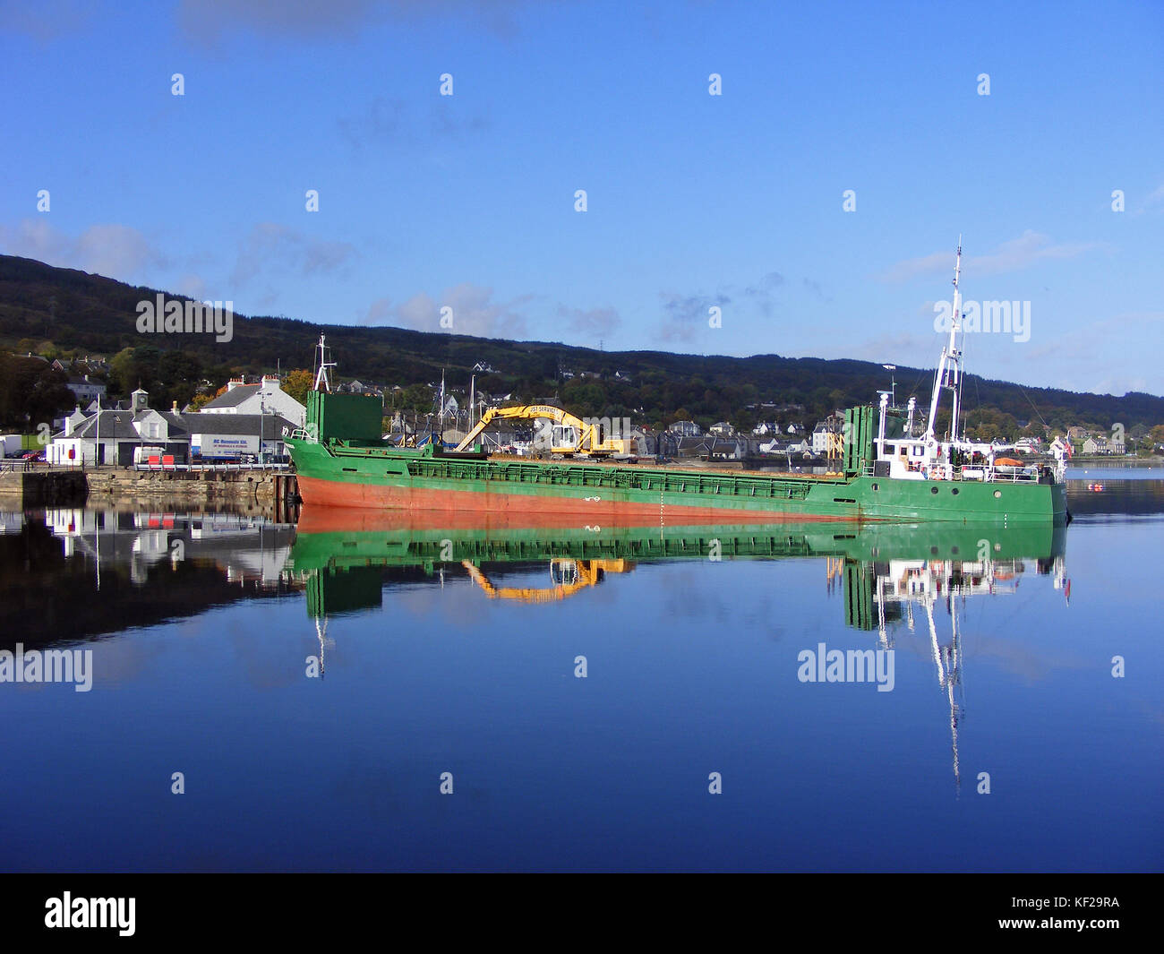 Ship loading timber at Ardishaig, Crinan Canal Stock Photo - Alamy