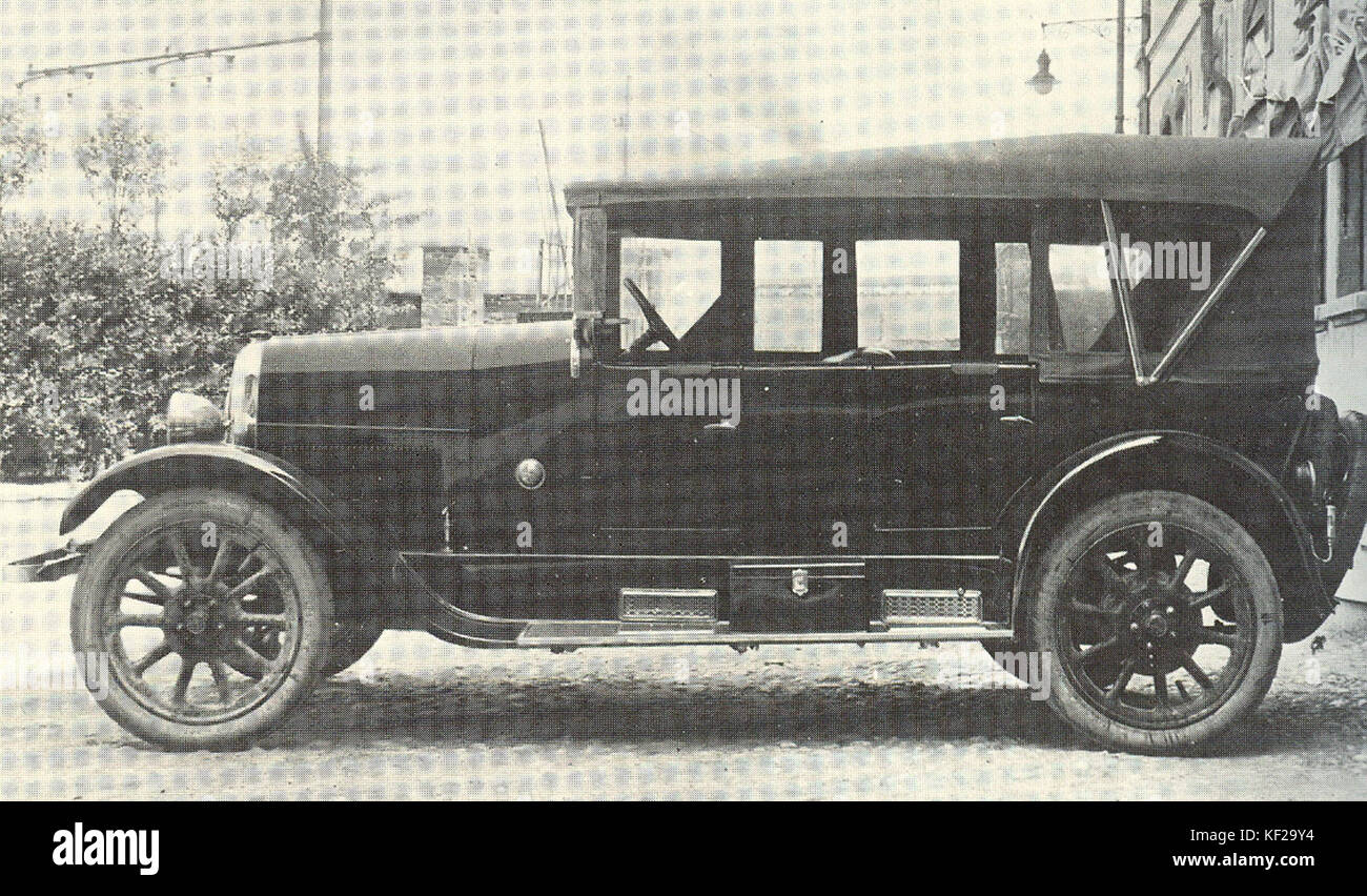 Fiat 502 Torpedo Luxury 1923 Stock Photo - Alamy