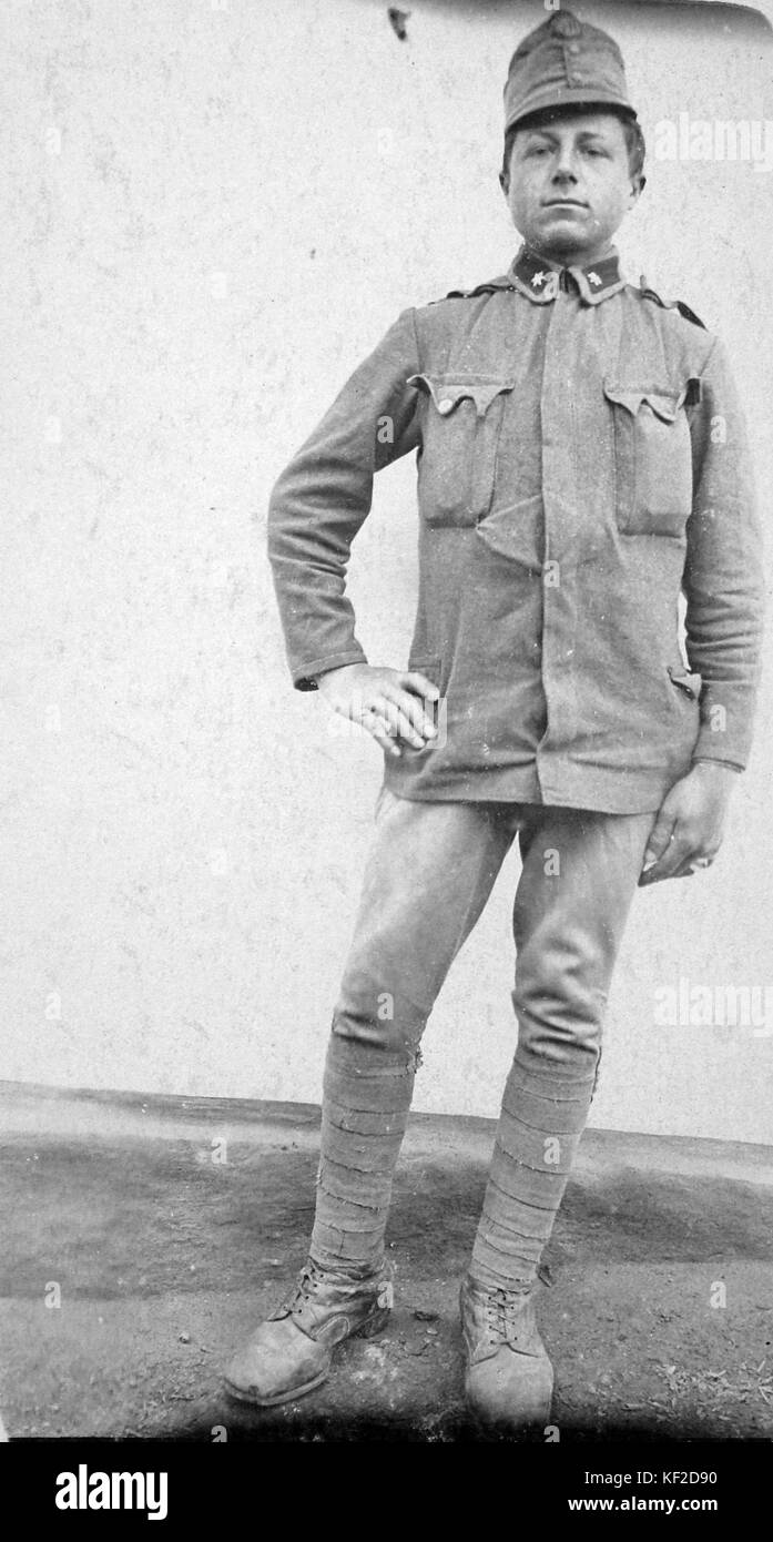 Portrait, man, uniform, posture 14378 Stock Photo - Alamy