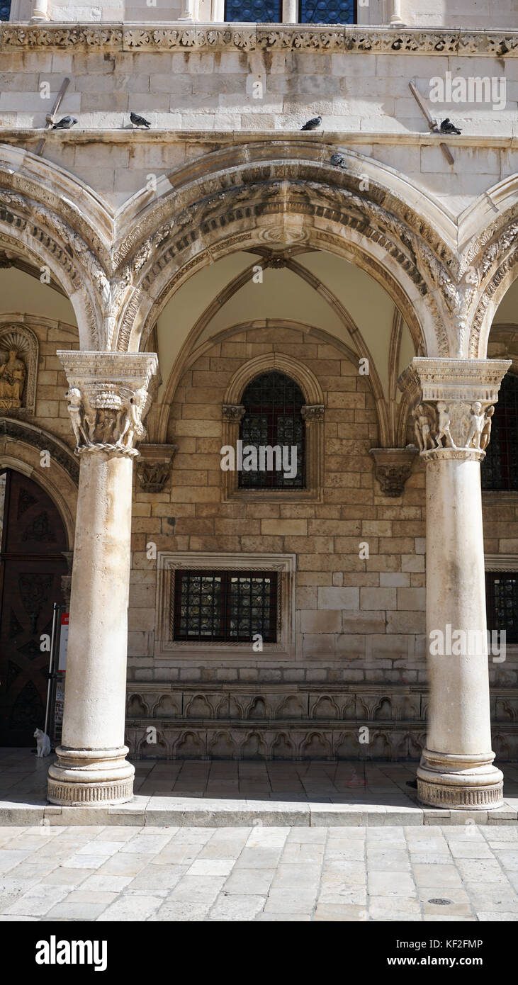 dubrovnik old town in autumn Stock Photo - Alamy