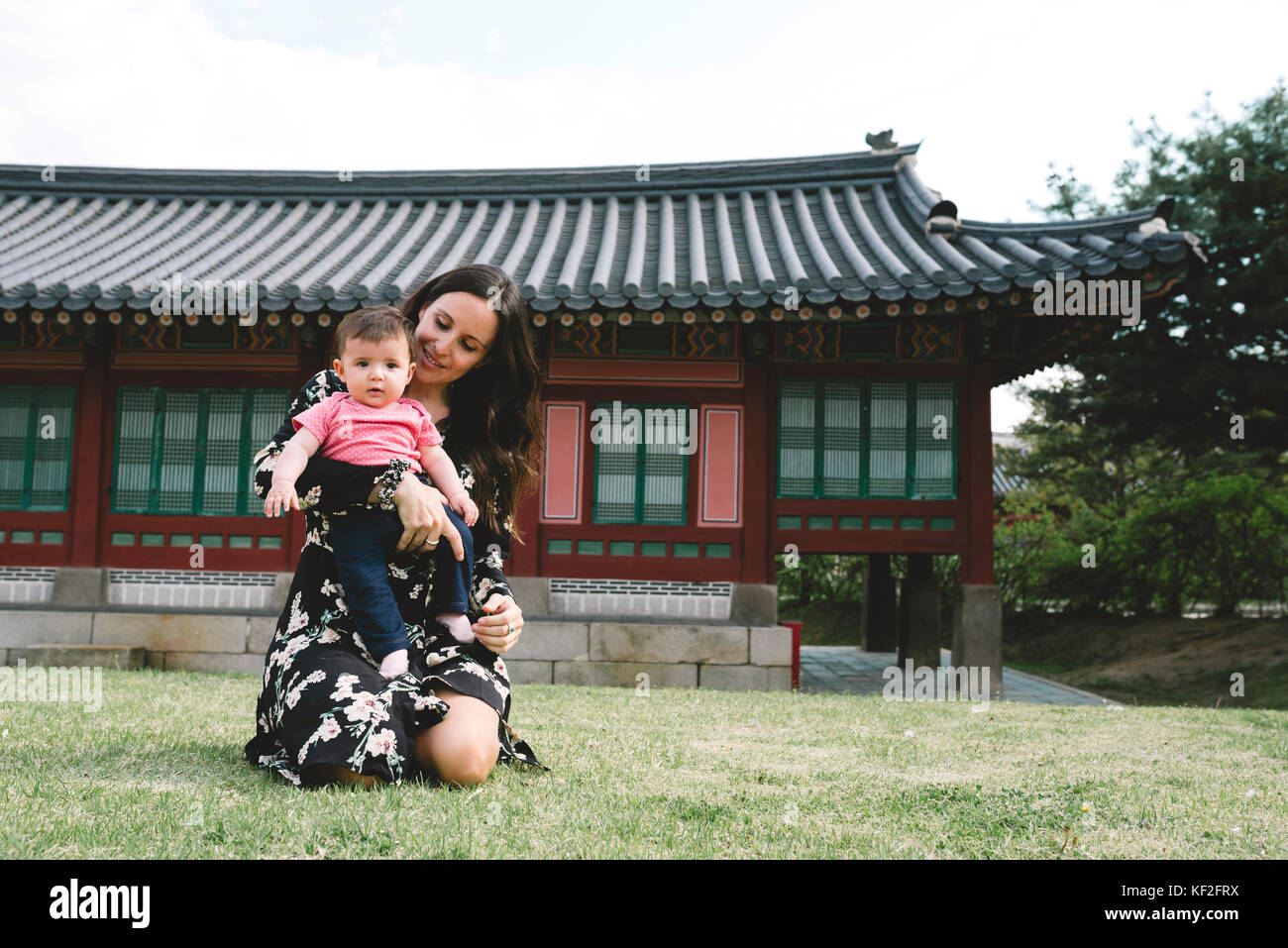 South korea, family structure hi-res stock photography and images - Alamy