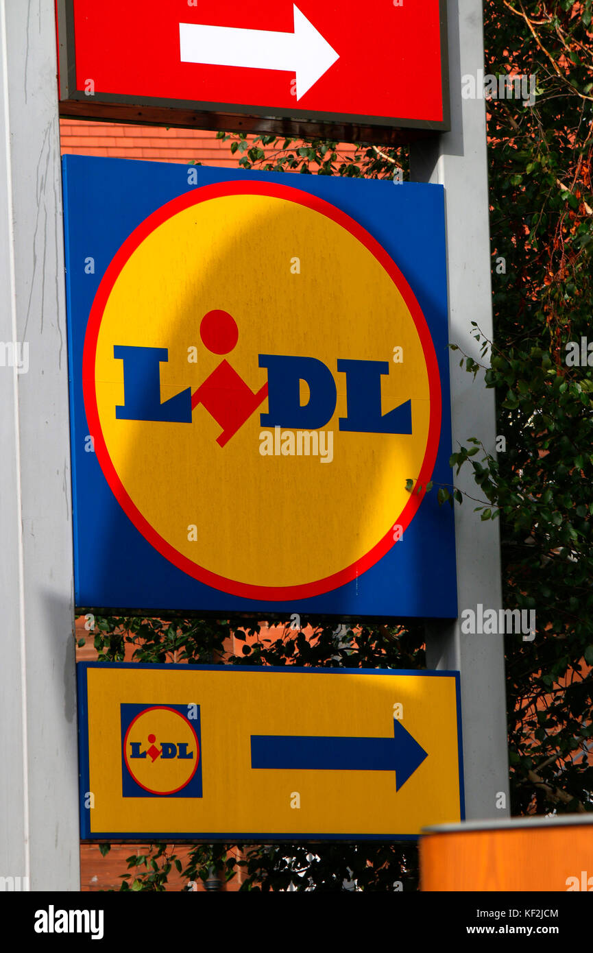 Logo: Markenname/ brand name: Lidl, Glasgow, Schottland/ Scotland Stock ...
