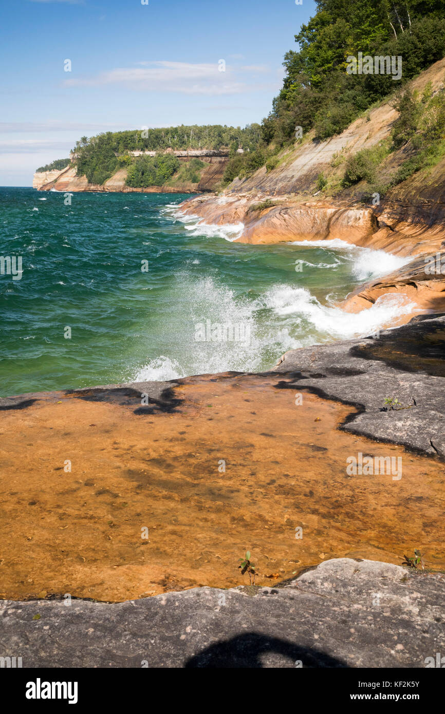 Pictured rocks hi-res stock photography and images - Alamy