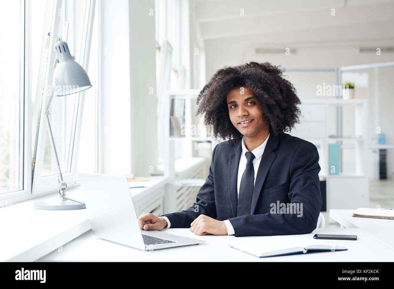 Workplace employer hi-res stock photography and images - Alamy