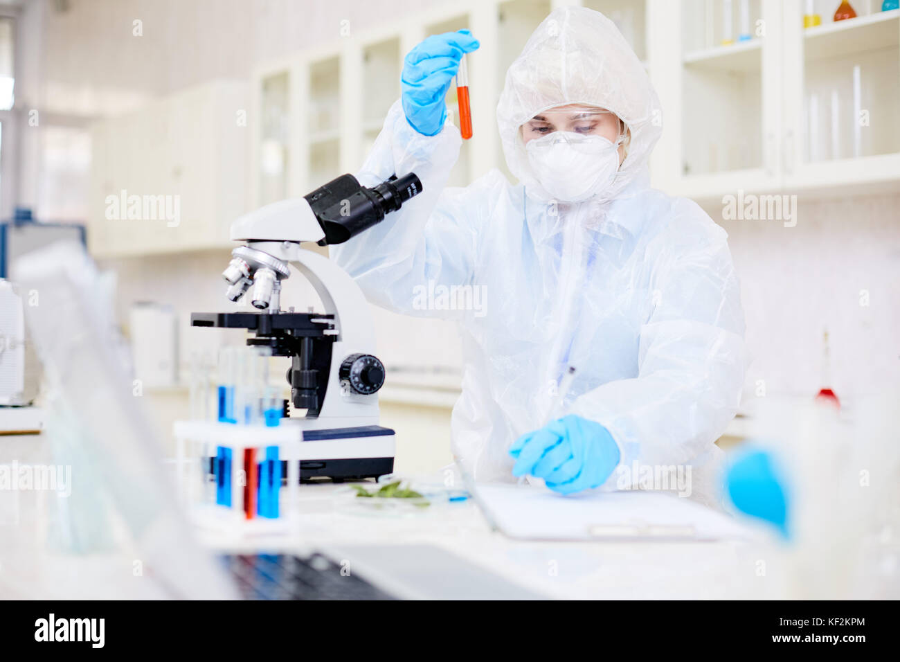 Pharmacology studies hi-res stock photography and images - Alamy