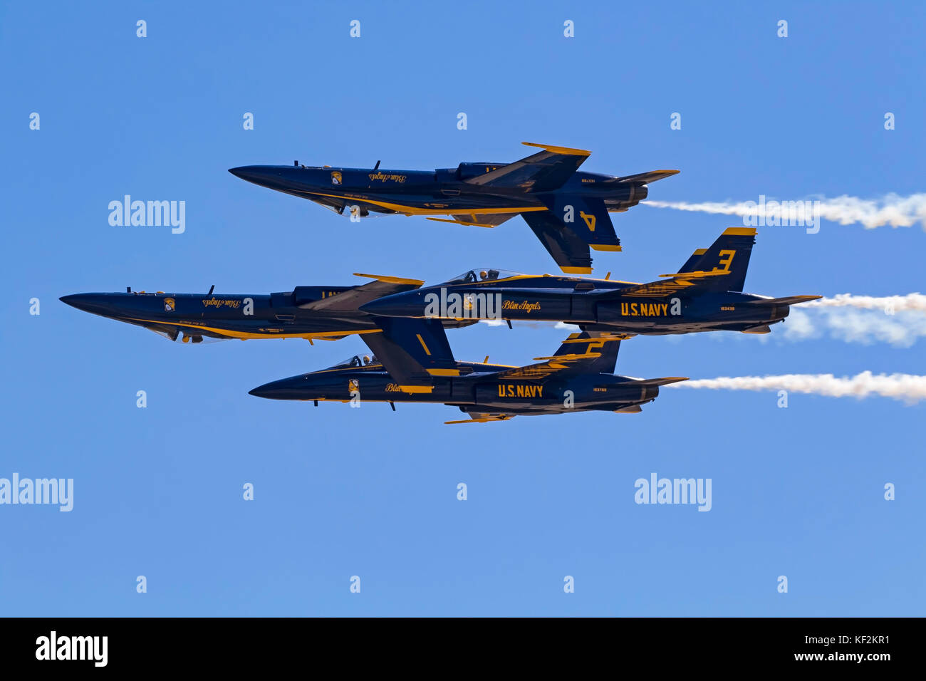 Airplane Blue Angels F-18 Hornet jet fighter Stock Photo - Alamy
