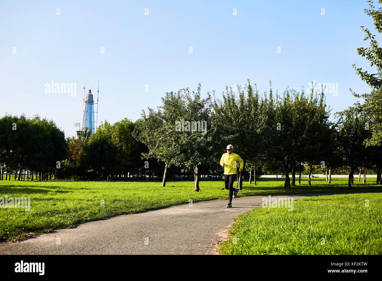 Man enjoying outdoor workout hi-res stock photography and images - Alamy