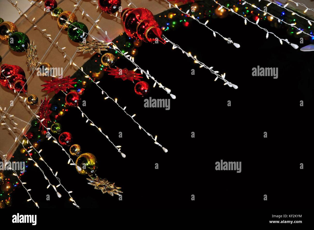 Chinese christmas ornament hi-res stock photography and images - Alamy