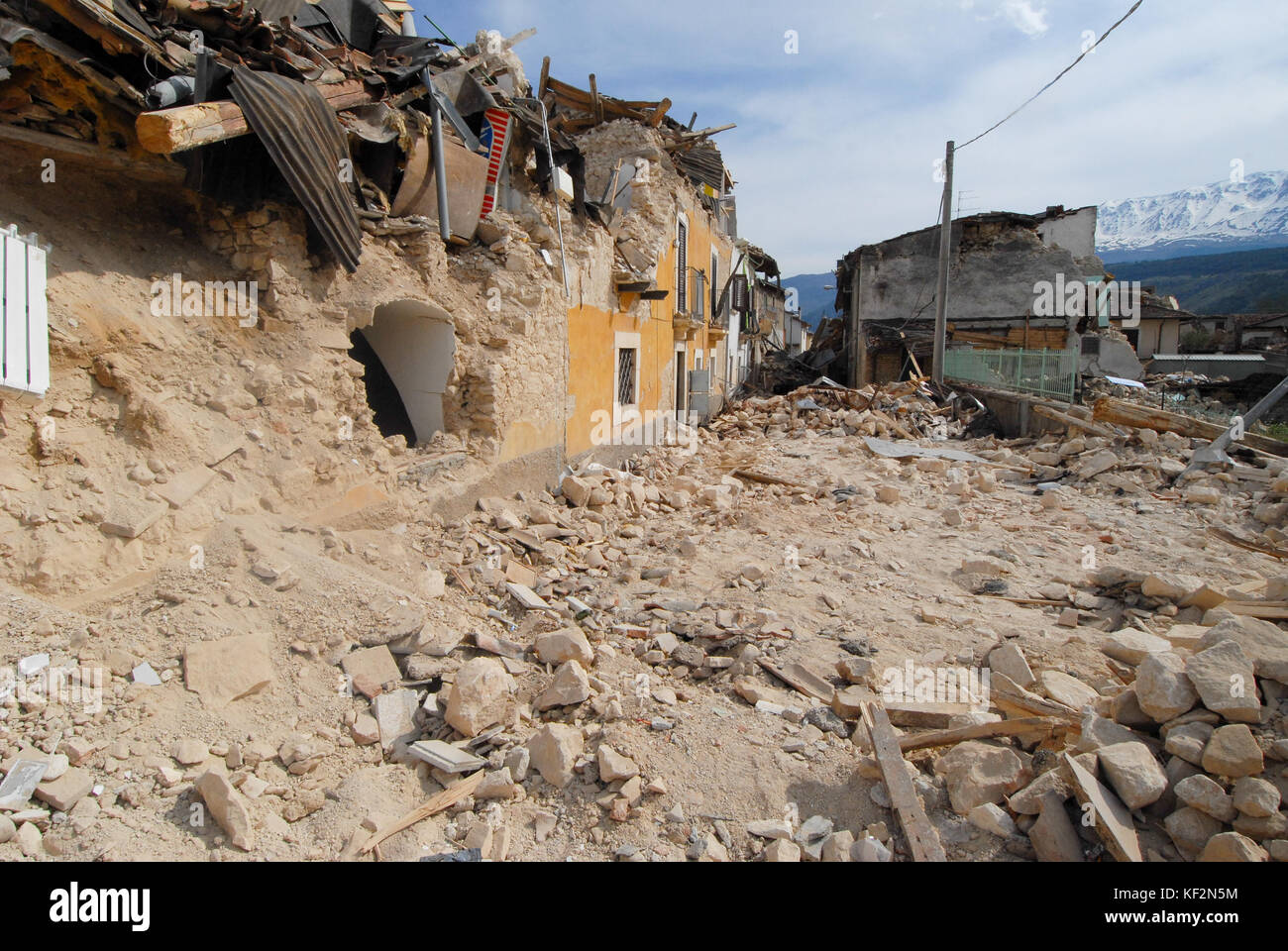 City destroyed by an earthquake Stock Photo - Alamy