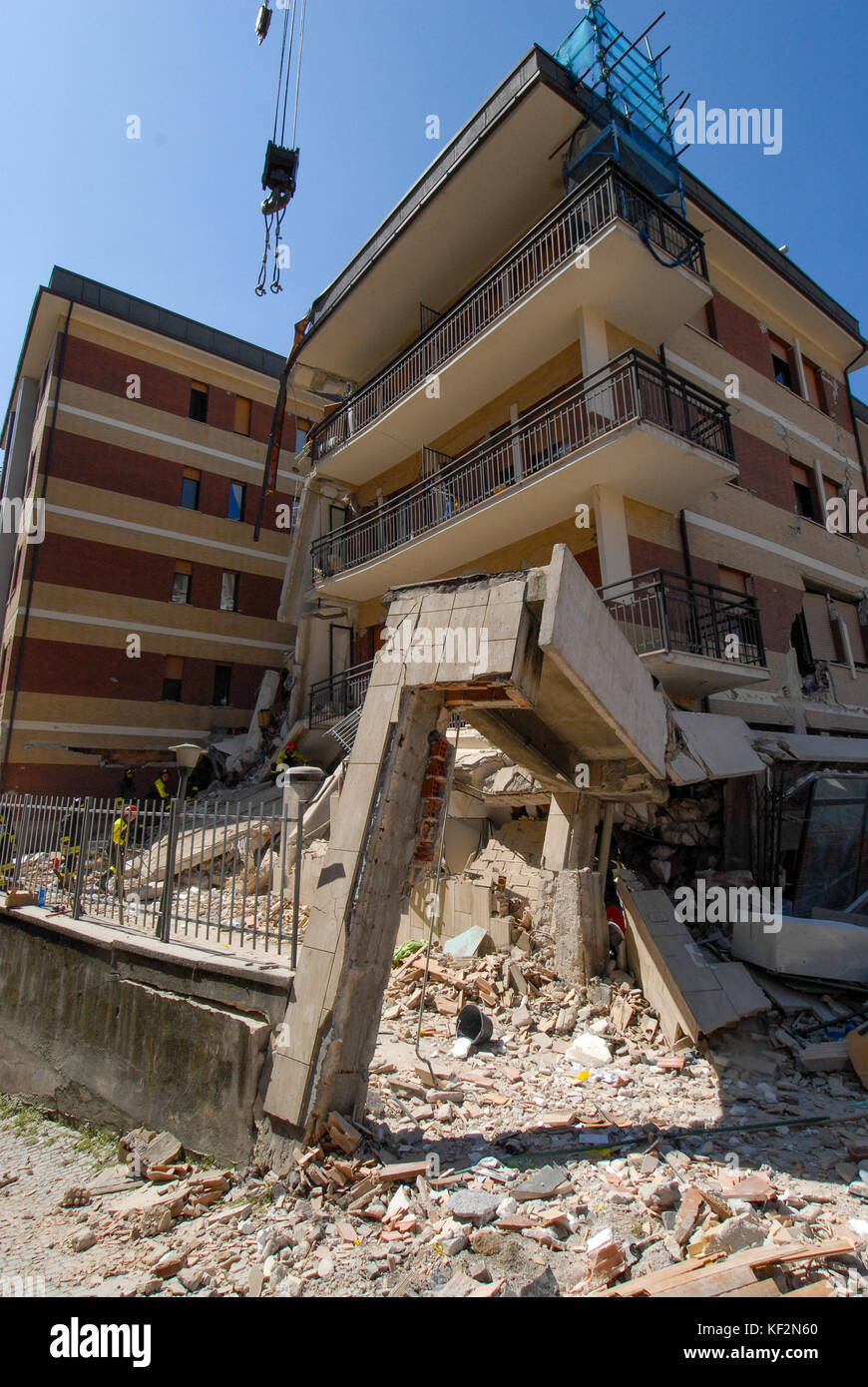 City destroyed by an earthquake Stock Photo - Alamy