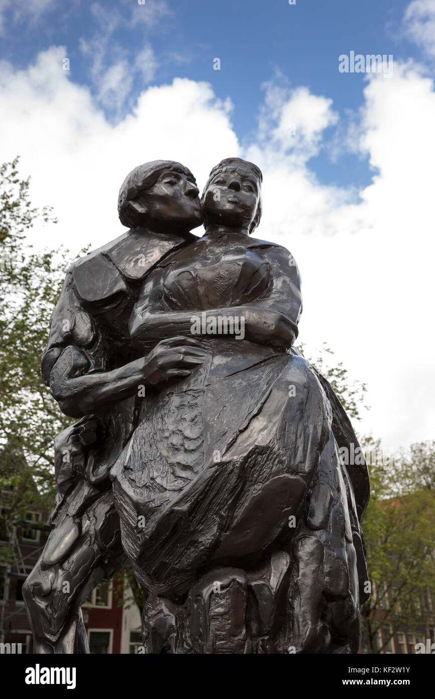 A statue to commemorate Bredero in Amsterdam, Netherlands Stock Photo ...