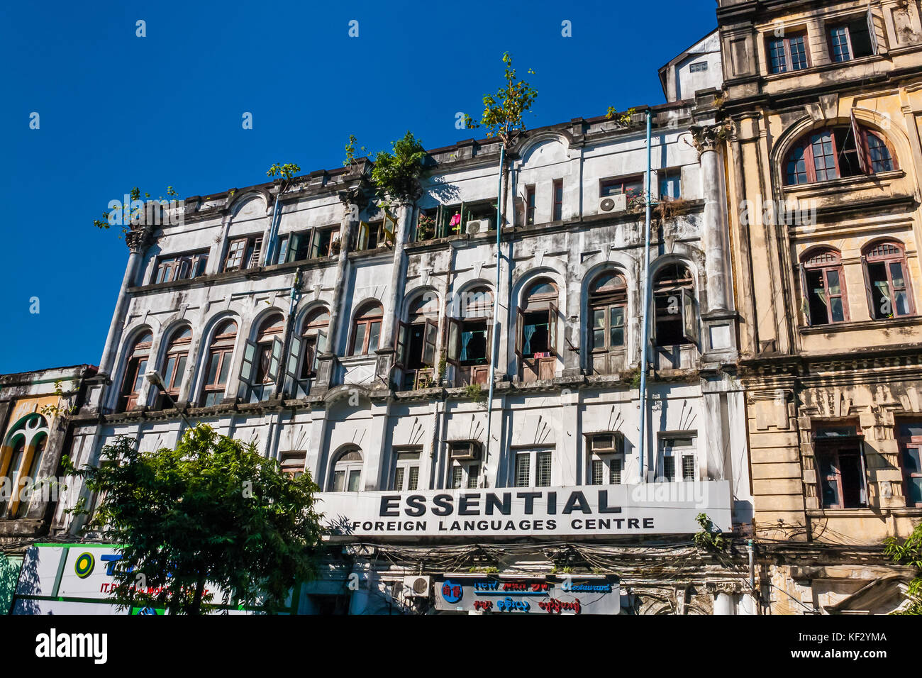 Colonial architecture n the downtown of Yangon Stock Photo - Alamy