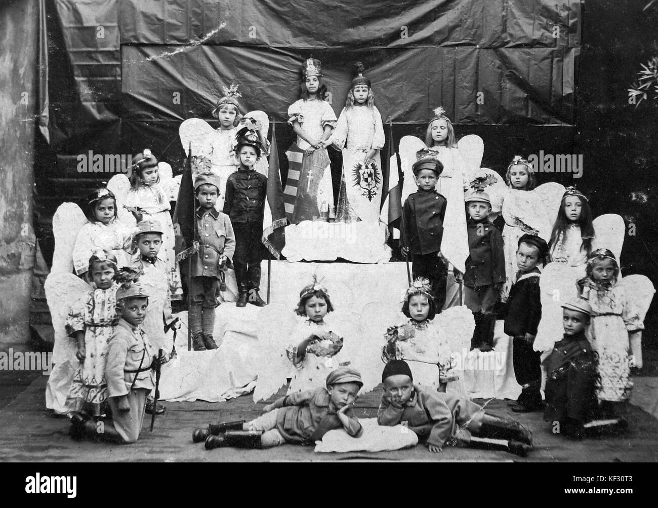 Tableau, costume, soldier, stage, kids 11853 Stock Photo - Alamy