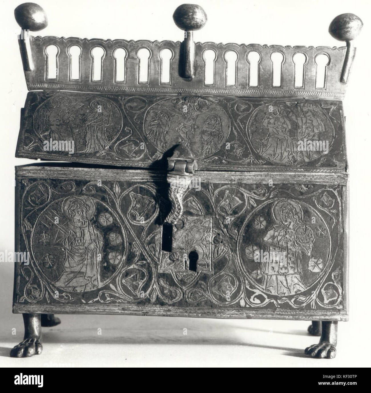 Box reliquary hi-res stock photography and images - Alamy