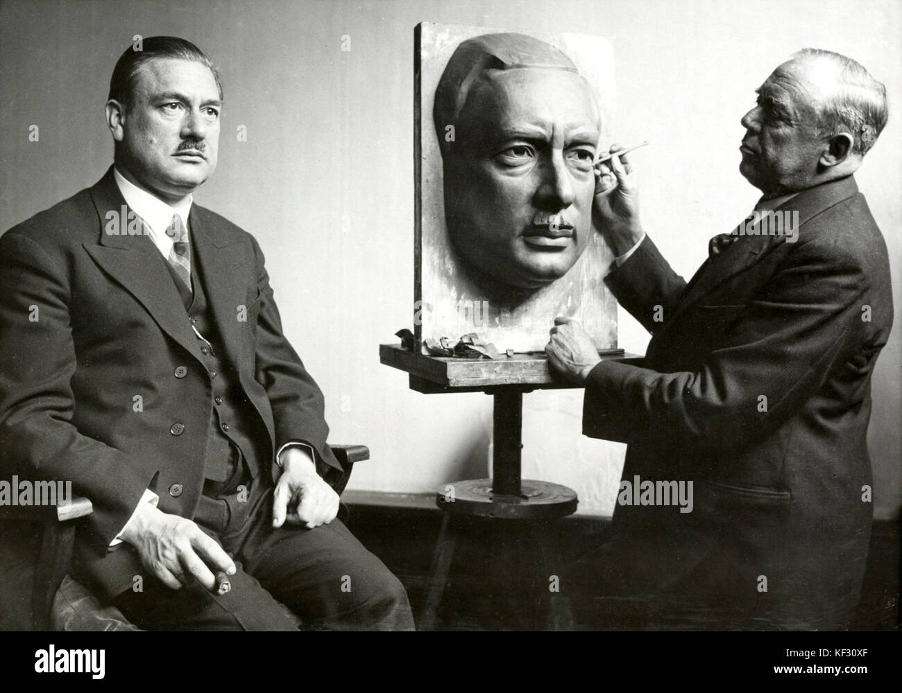 Debye hi-res stock photography and images - Alamy