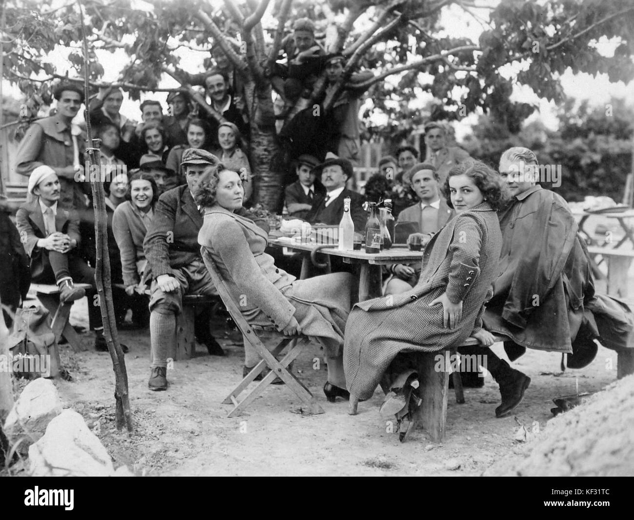 2281 Black and White Stock Photos & Images - Alamy