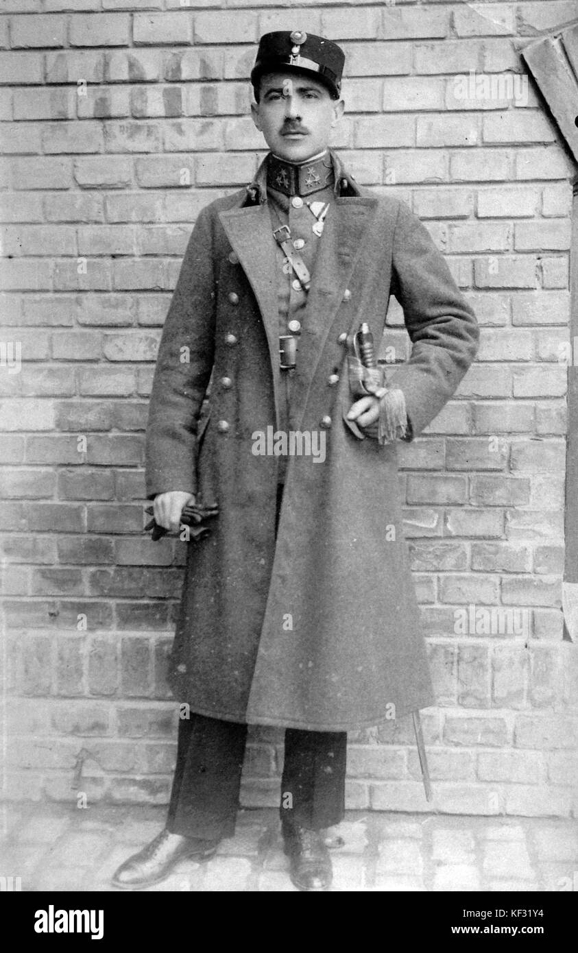 A man and his sword Black and White Stock Photos & Images - Alamy