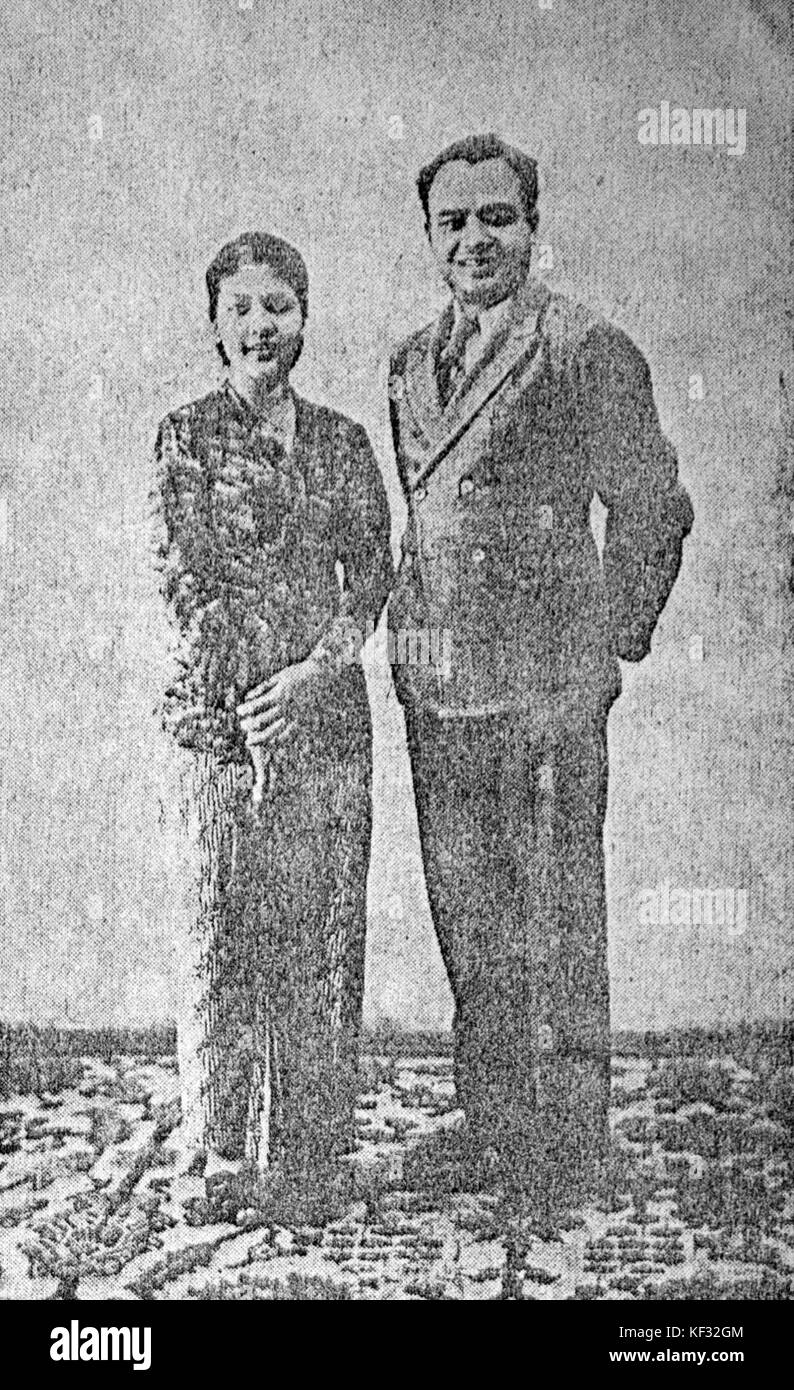 Roekiah and Kartolo Pertjatoeran Doenia June 1941 p8 Stock Photo - Alamy