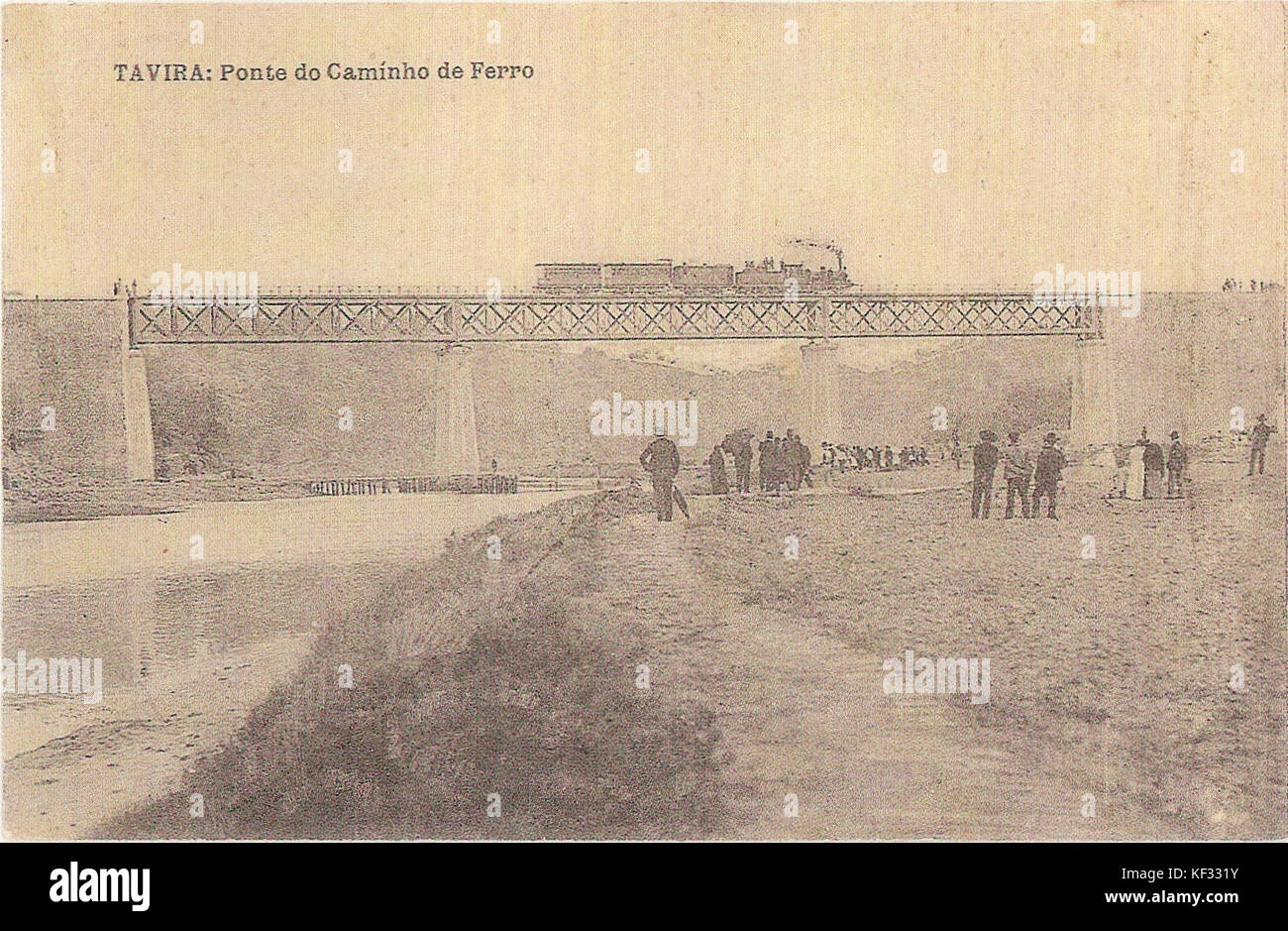 Showcasing the architectural and engineering features of the bridge hi ...