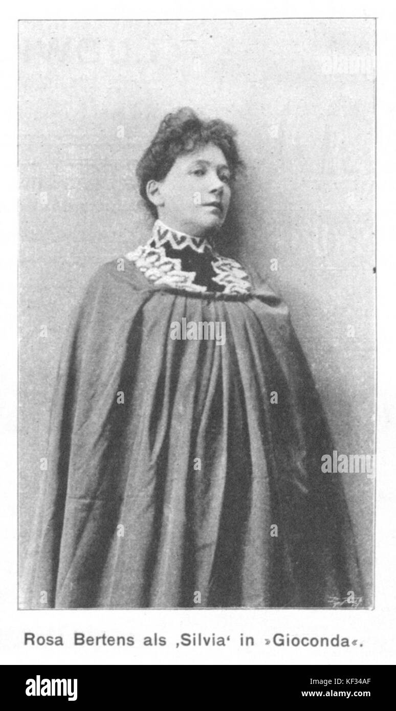 Turn of the century fashion Cut Out Stock Images & Pictures - Alamy