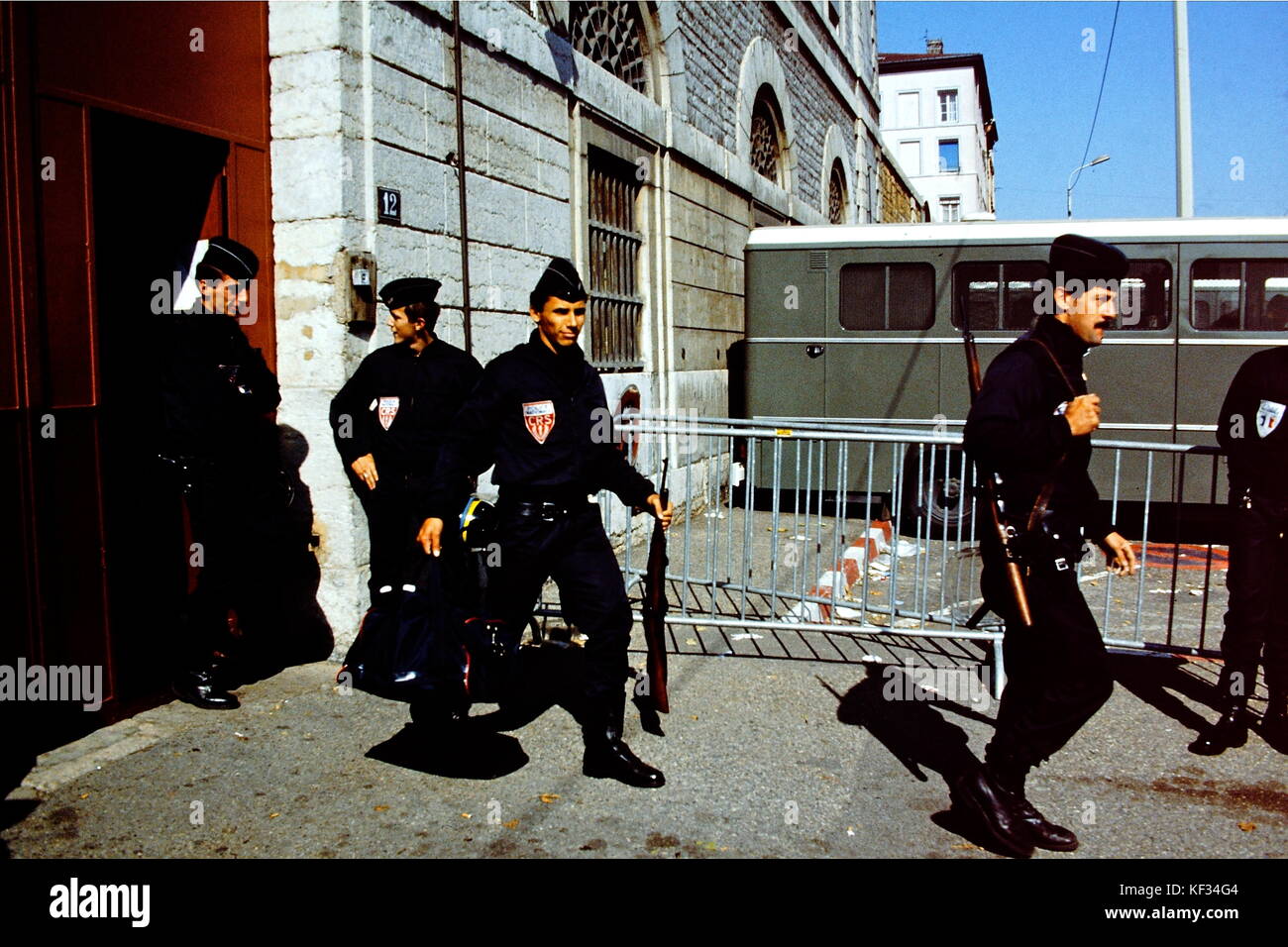 Riot police officers take the place of striking prison watchmen, Saint ...