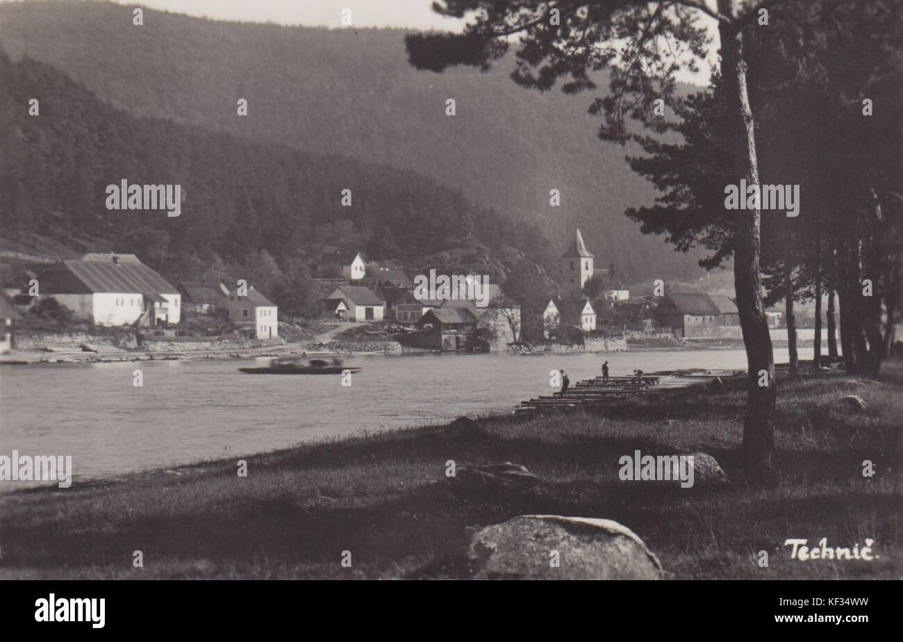 Inventions 1940s hi-res stock photography and images - Alamy