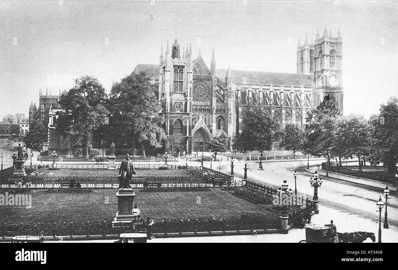 This photo shows Parliament Square in London, a public square ...
