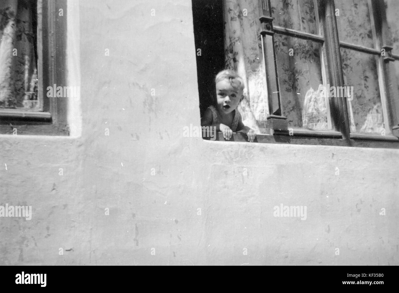 Window, kid, curtain 3583 Stock Photo - Alamy