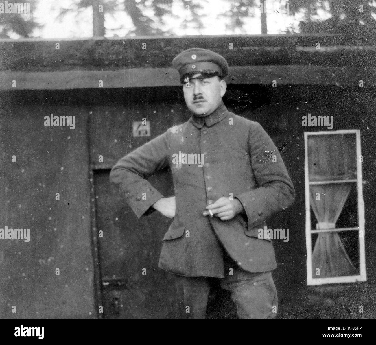 Portrait, uniform, smoking, man 3626 Stock Photo - Alamy