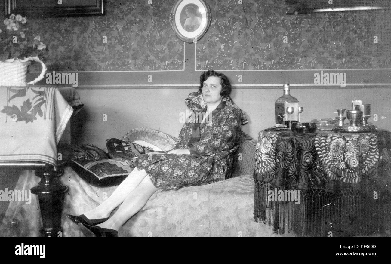 Negligee woman hi-res stock photography and images - Alamy