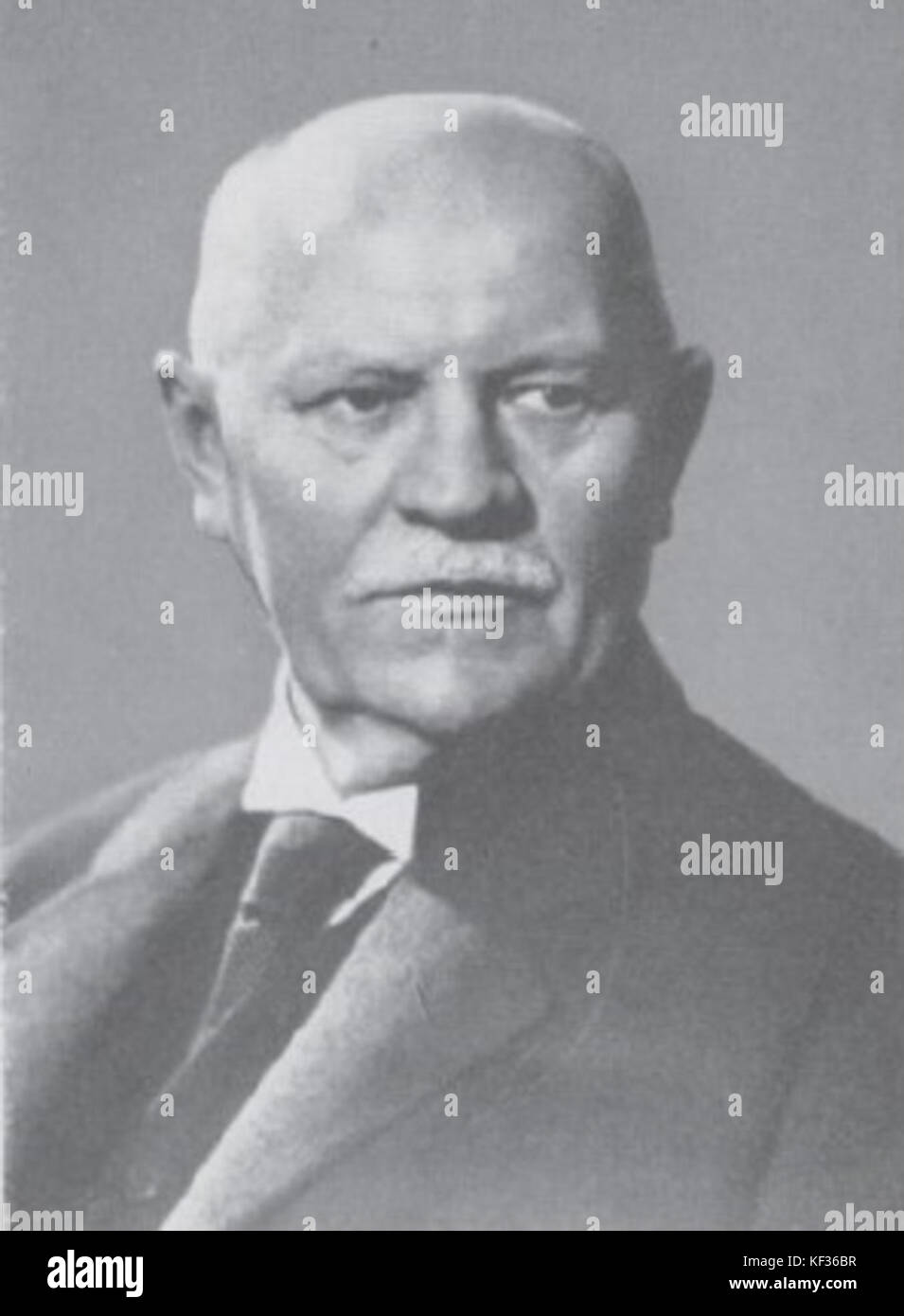 Stenger hi-res stock photography and images - Alamy