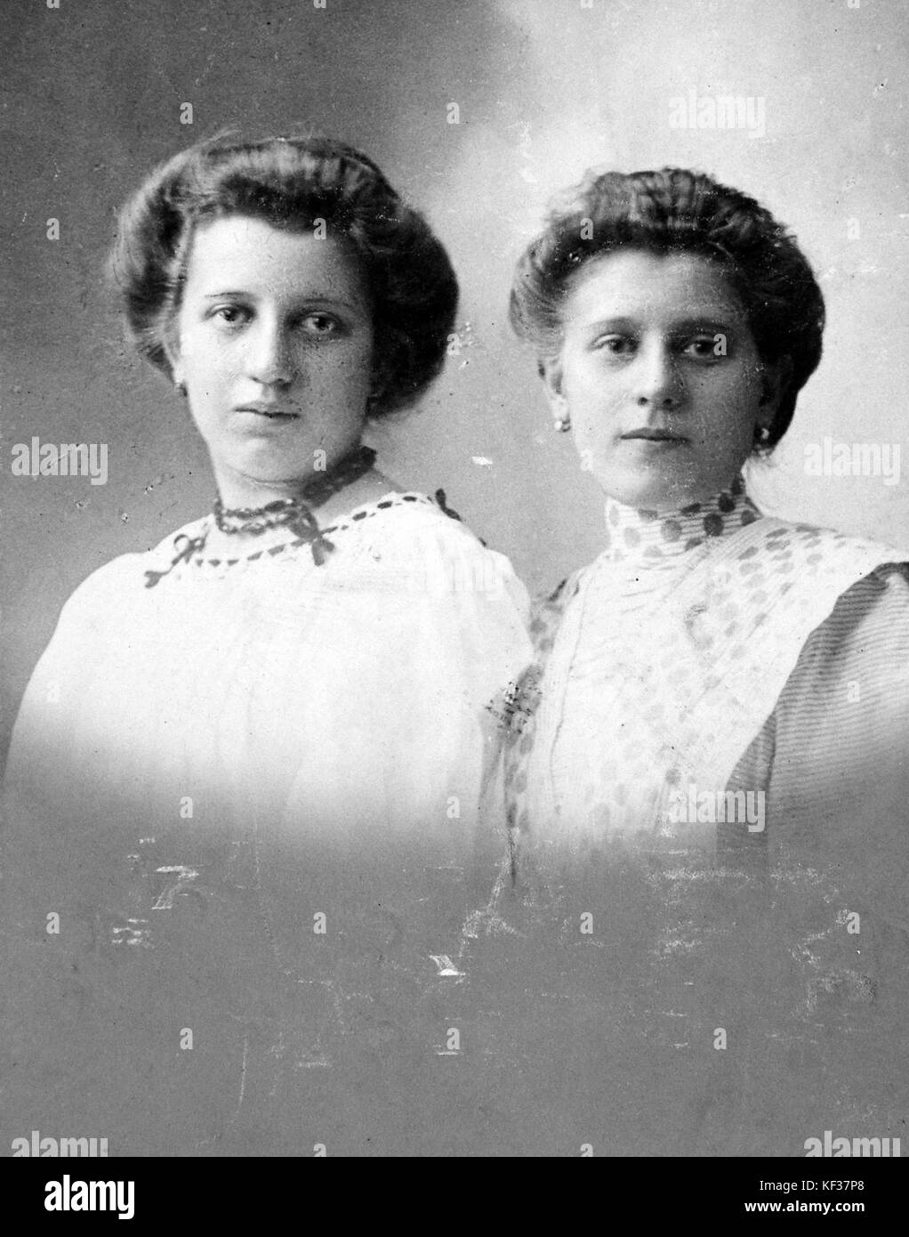 Tableau, women 8221 Stock Photo - Alamy