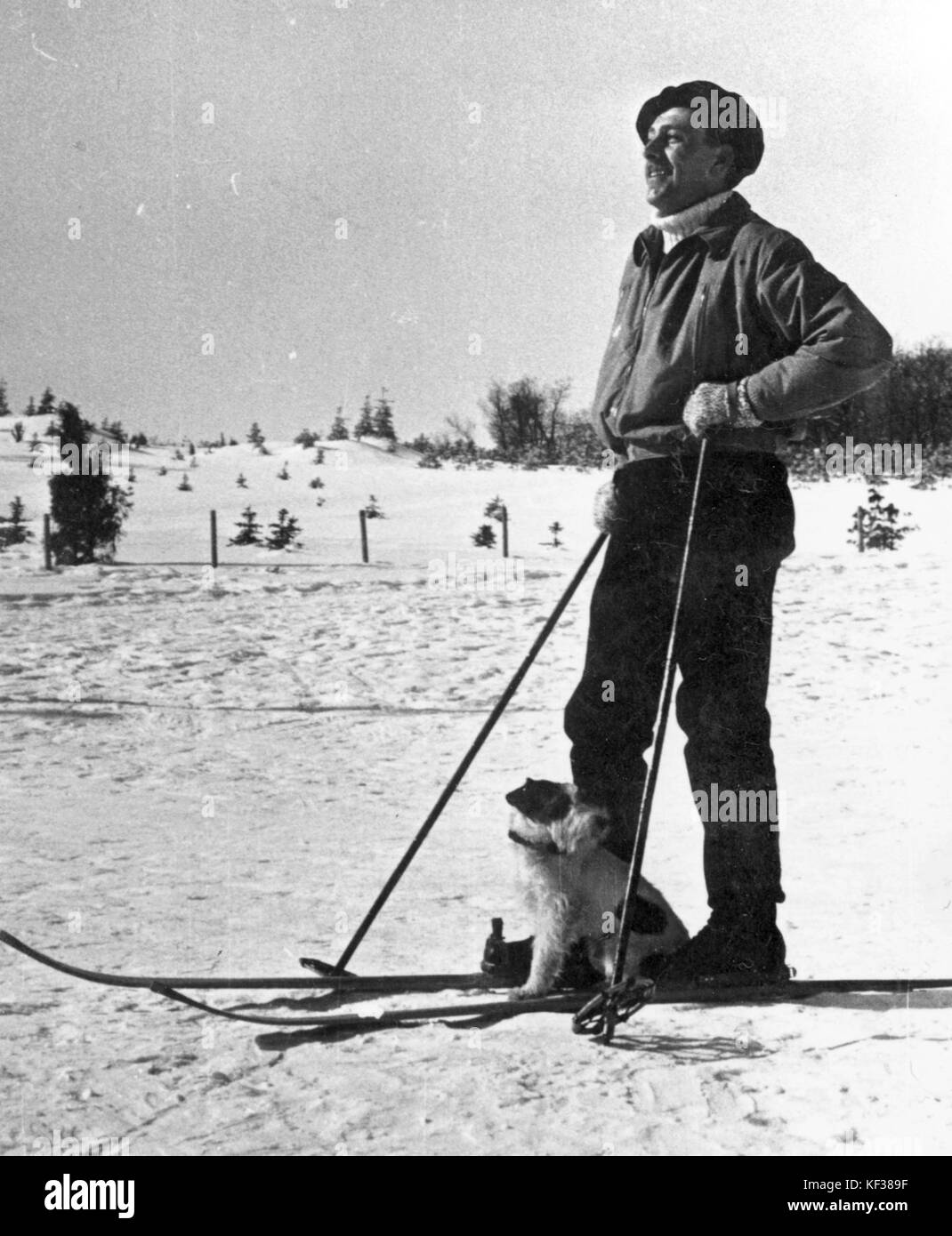 (man) lifestyle winter Black and White Stock Photos & Images - Alamy