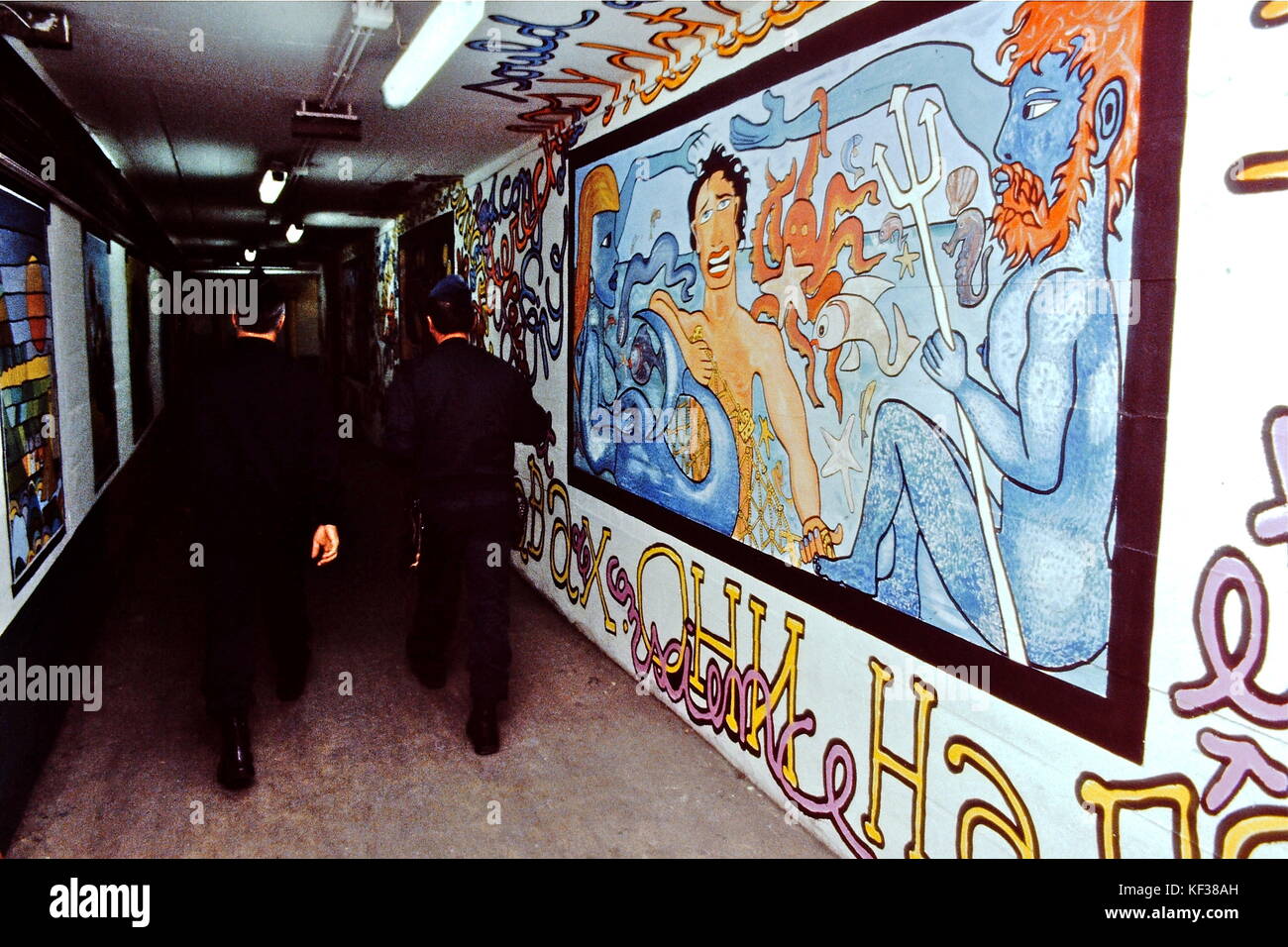 Riot police officers take the place of striking prison watchmen, Saint ...