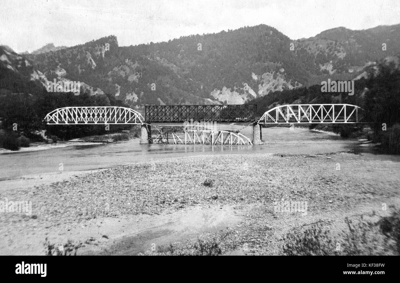 Railway bridge, war damage, river, wrecked bridge 73711 Stock Photo - Alamy
