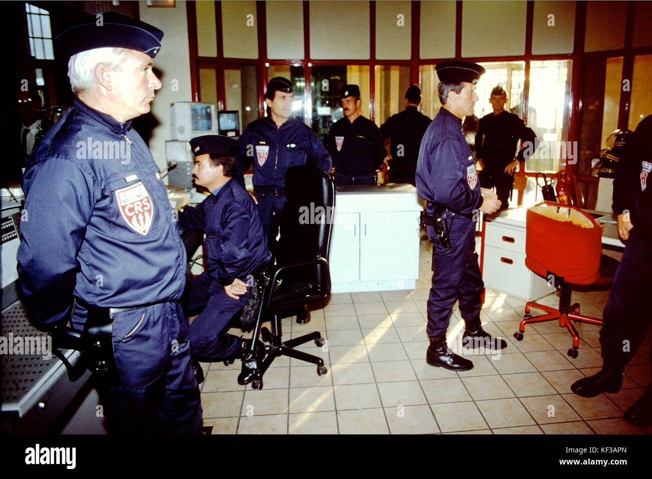 French riot police officers hi-res stock photography and images - Alamy