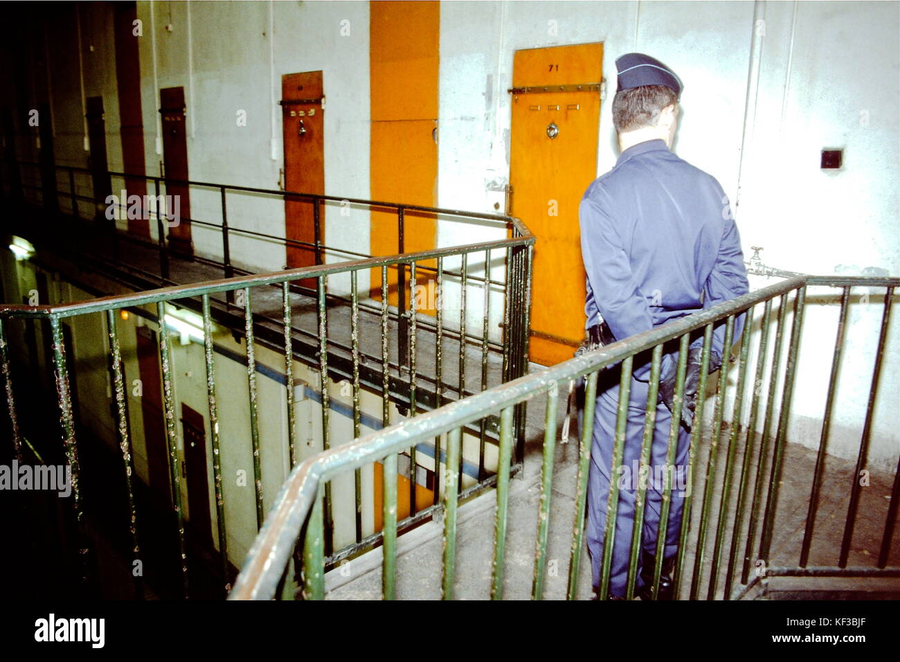 Riot police officers take the place of striking prison watchmen, Saint ...