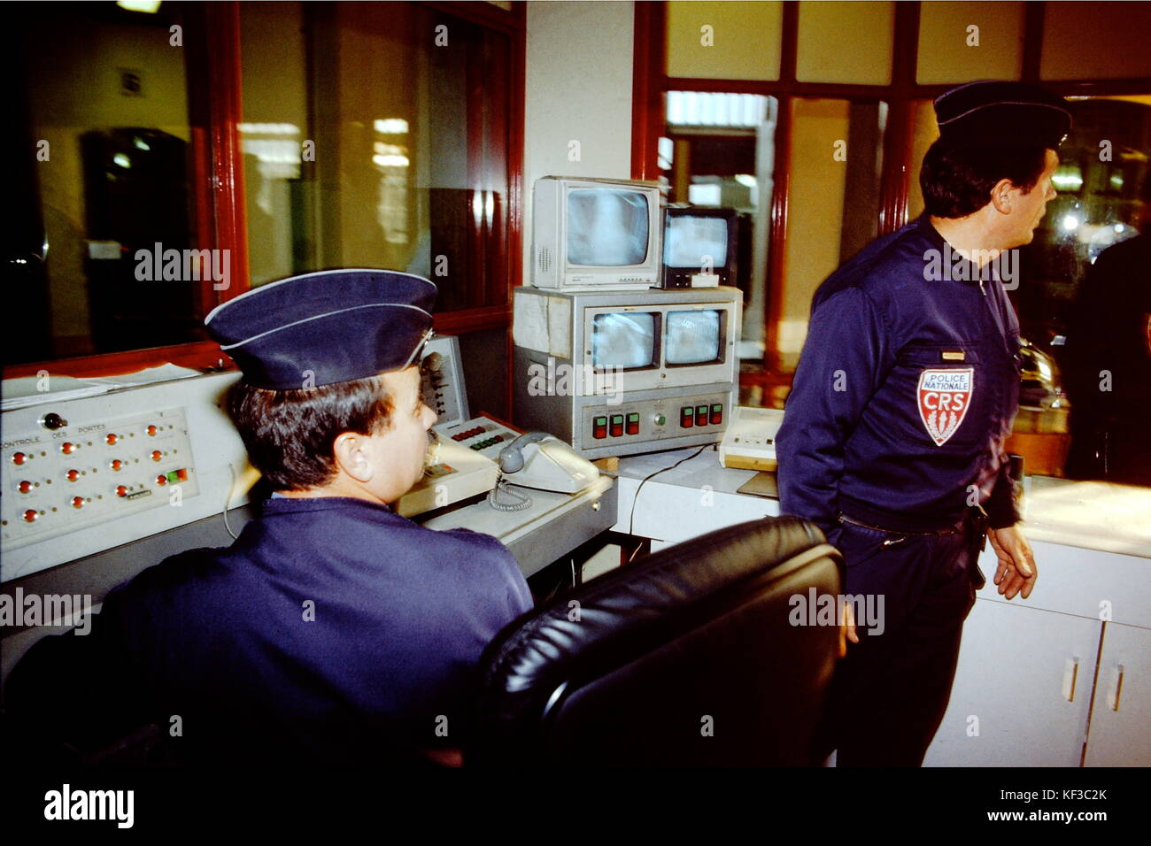 Riot police officers take the place of striking prison watchmen, Saint ...