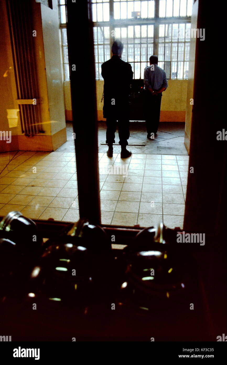 Riot police officers take the place of striking prison watchmen, Saint ...