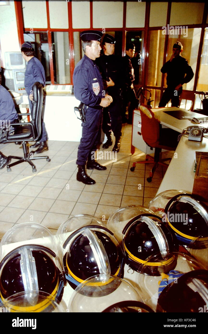 Police watchmen hi-res stock photography and images - Alamy
