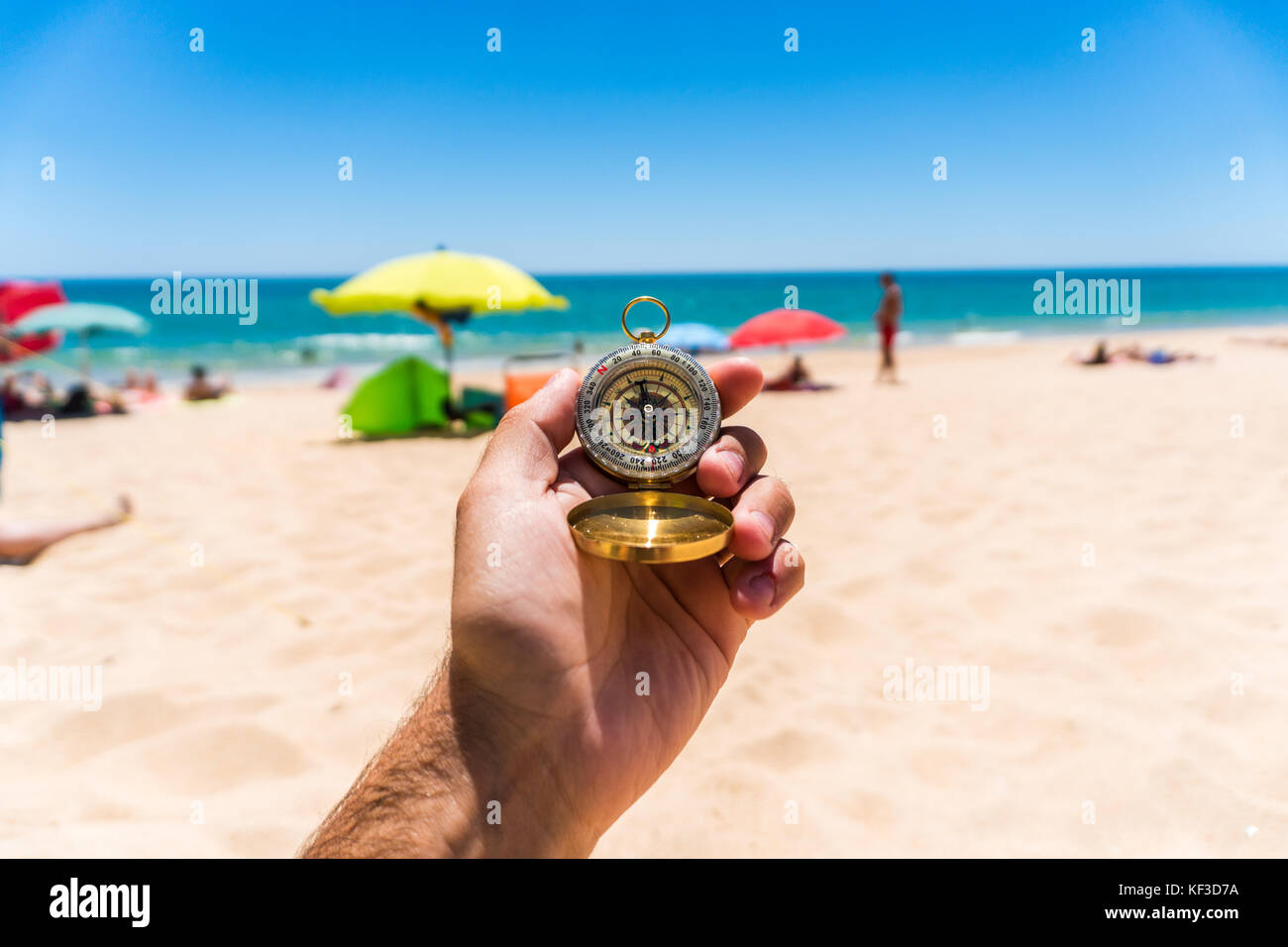 Beach mountain arrow hi-res stock photography and images - Alamy