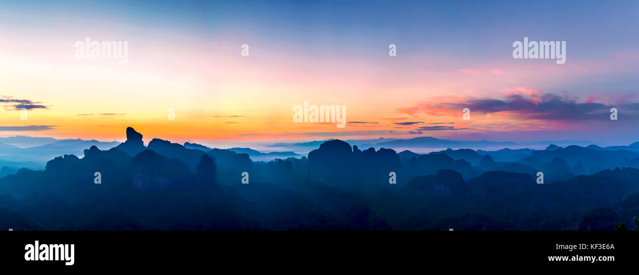 China sunrise horizontal sun hi-res stock photography and images - Alamy
