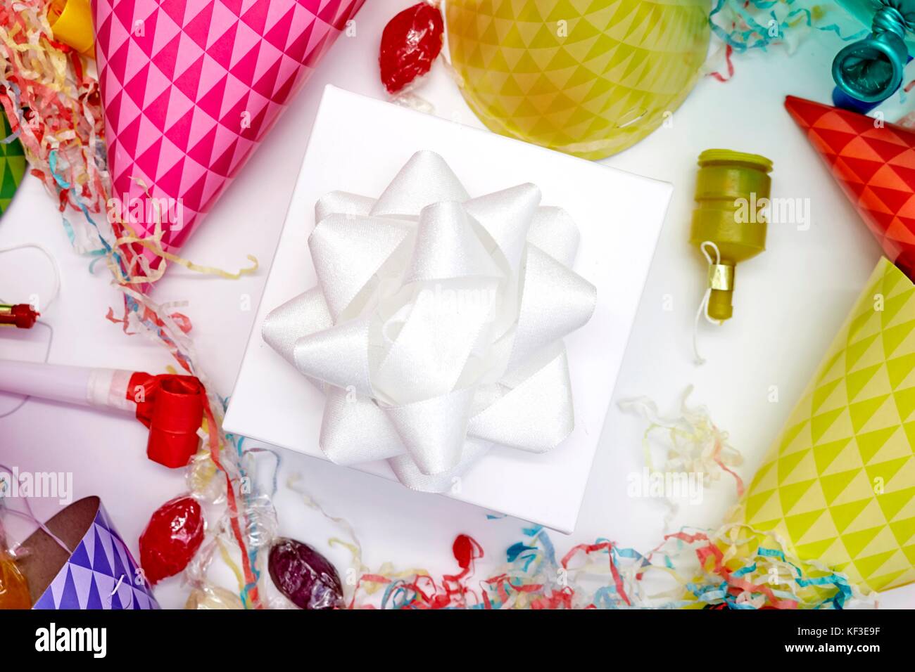 A studio photo of a gift wrapped present Stock Photo - Alamy