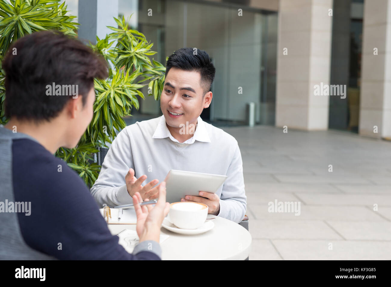 Business partners working in team, working sharing new ideas Stock ...